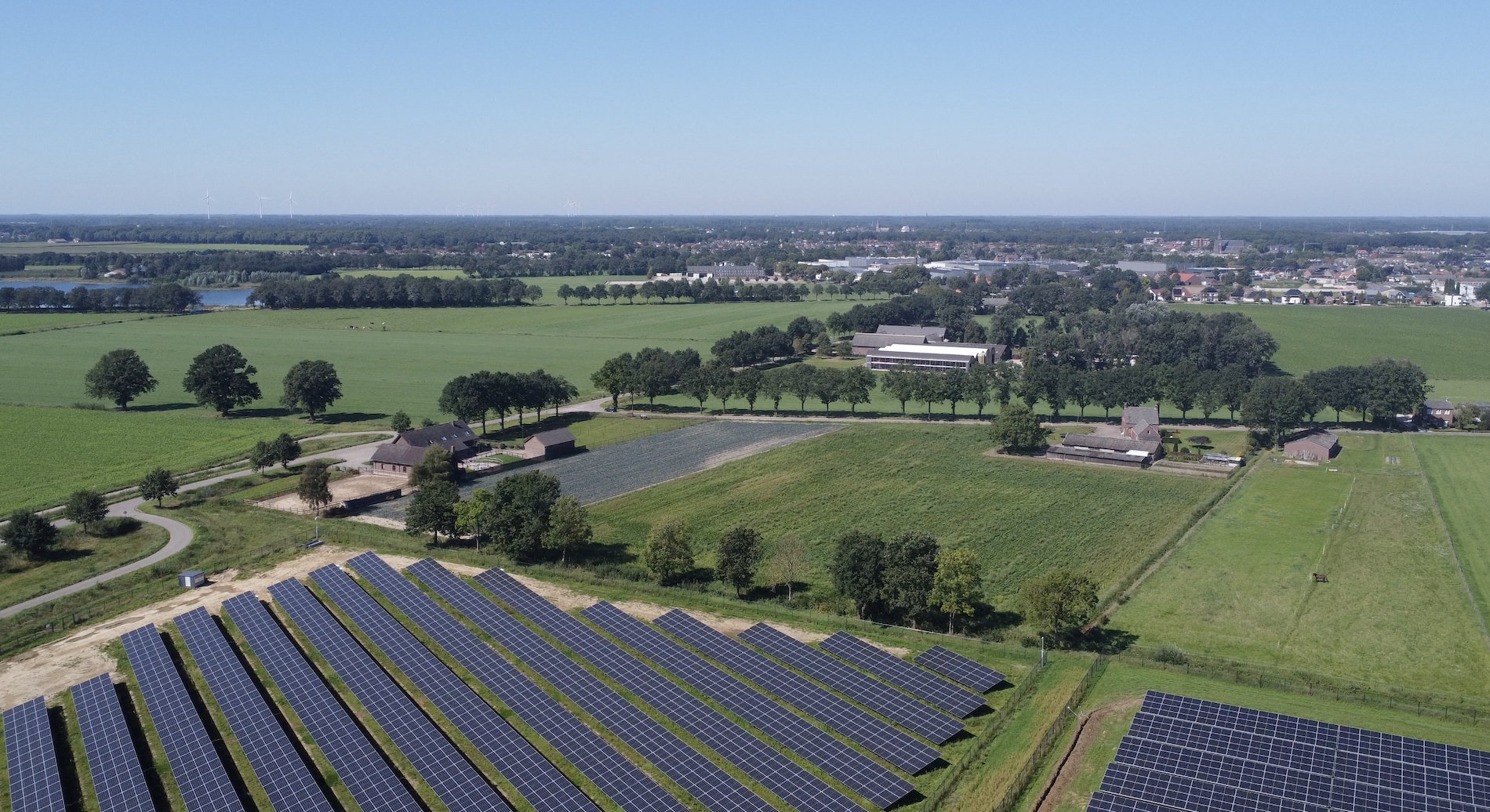 Zonnepark Reuver | Vrijopnaam